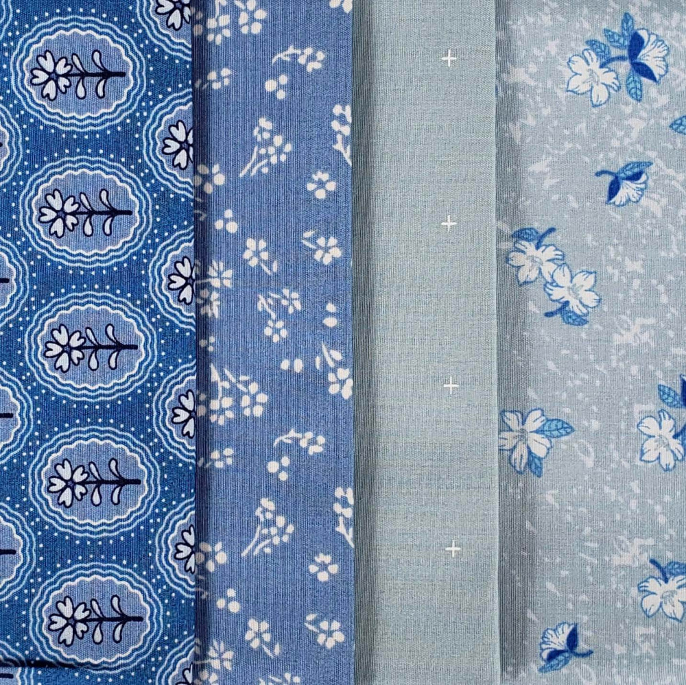 True Blue 10 Inch Squares Pack